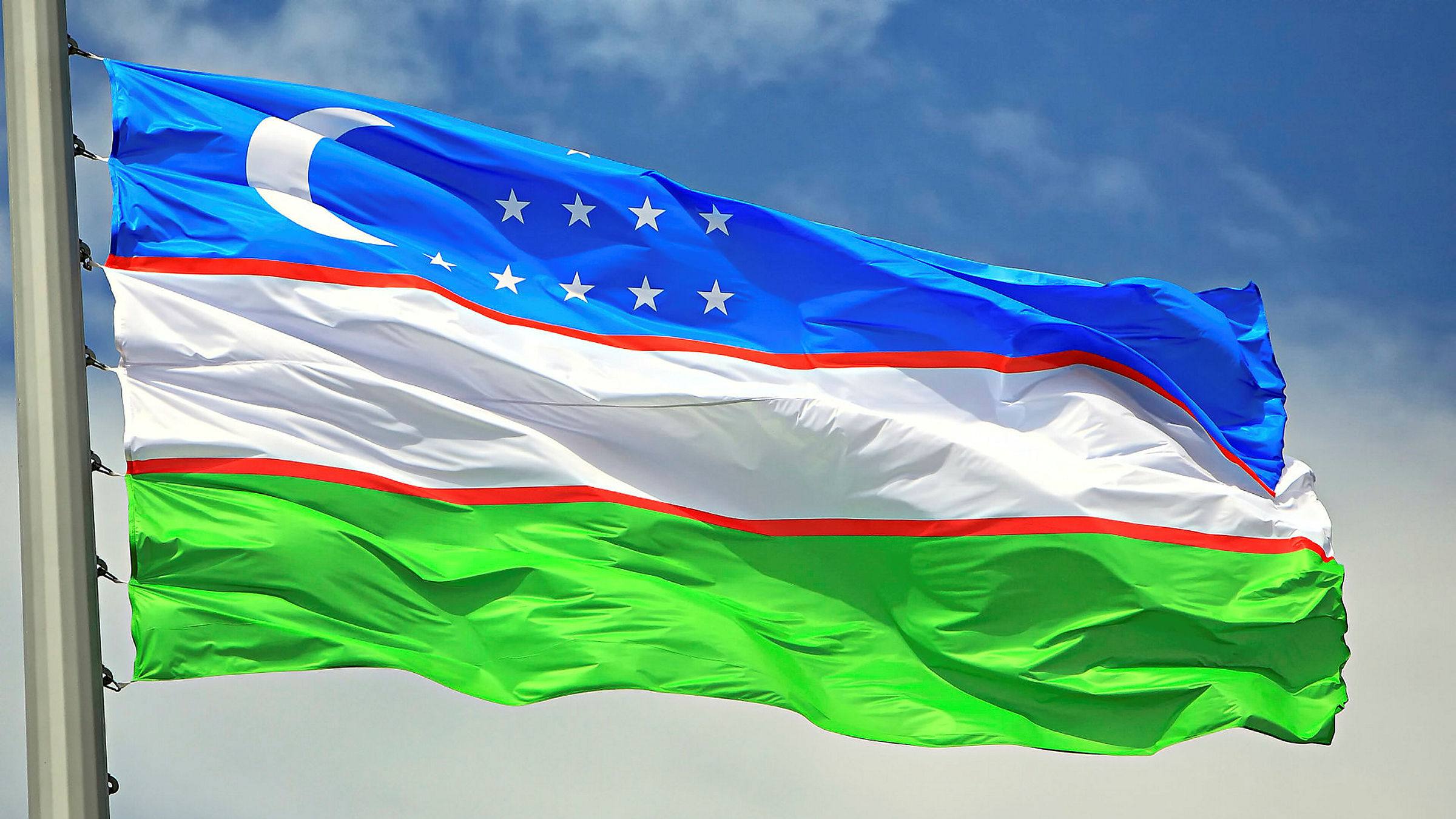 QALBIMDA PORLAYDI MILLAT – BAYROG‘I